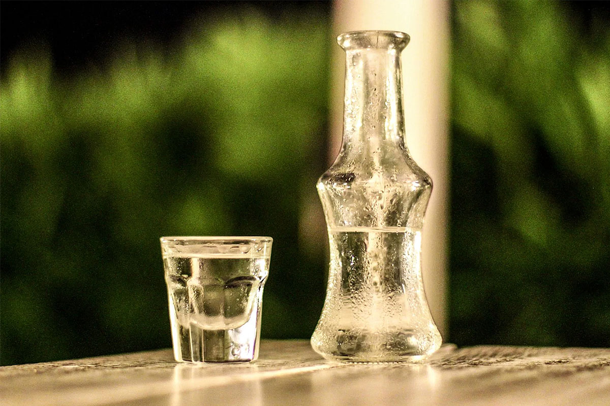 Tsikoudia: Discover Crete’s Traditional Spirit